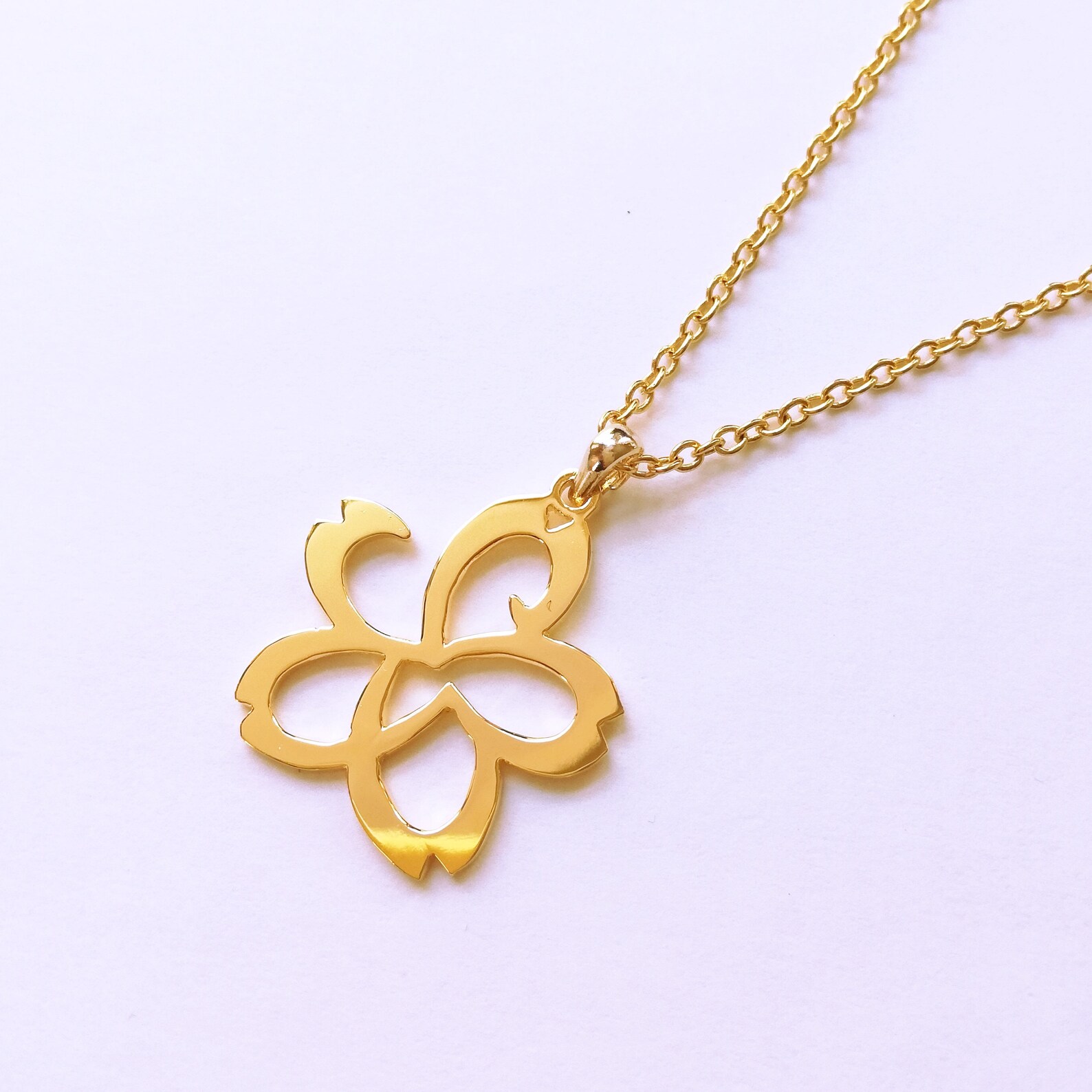 Sakura Japanese Word Necklace Gold Sakura Flower Jewelry - Etsy