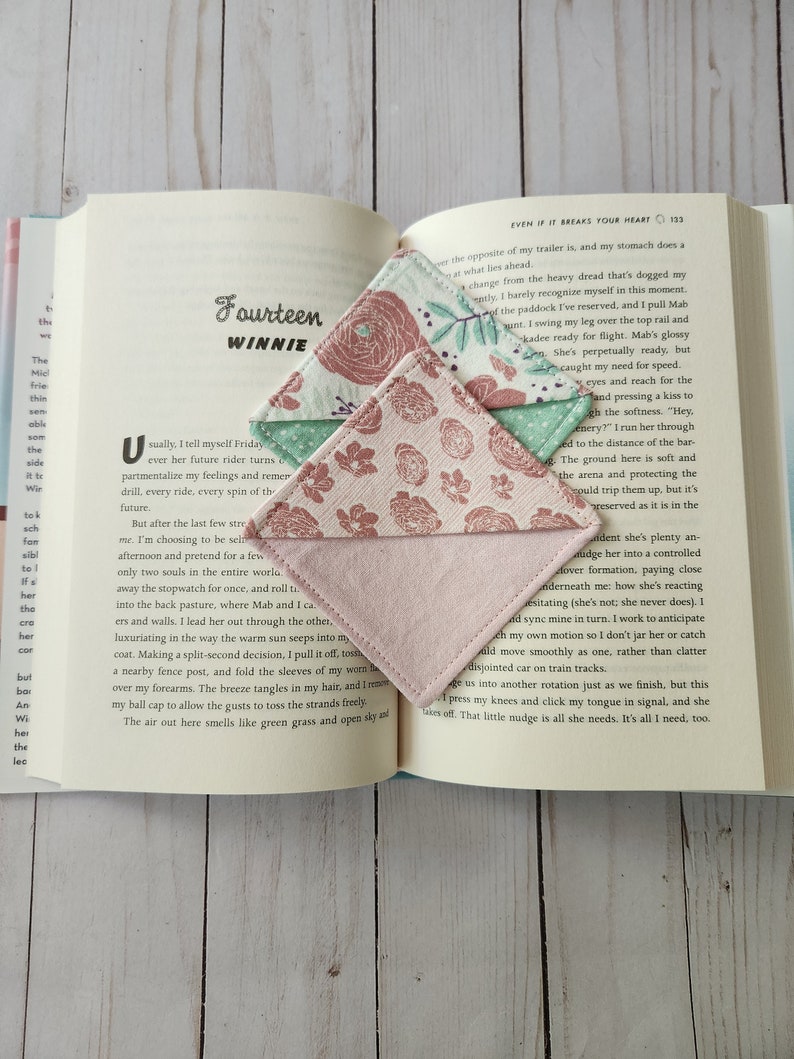 Pink Floral Fabric Corner Bookmark, Fabric Book Corner, Gift for Book ...