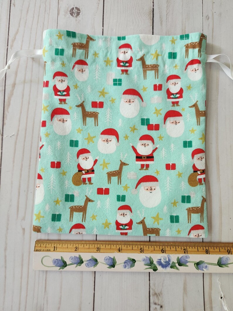 Holiday Santa Fabric Gift Bag, Reusable Drawstring Bag, Gift Bag for ...