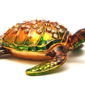 Mini Sea Turtle Trinket Box. Hand Painted Enamel in Combination of ...