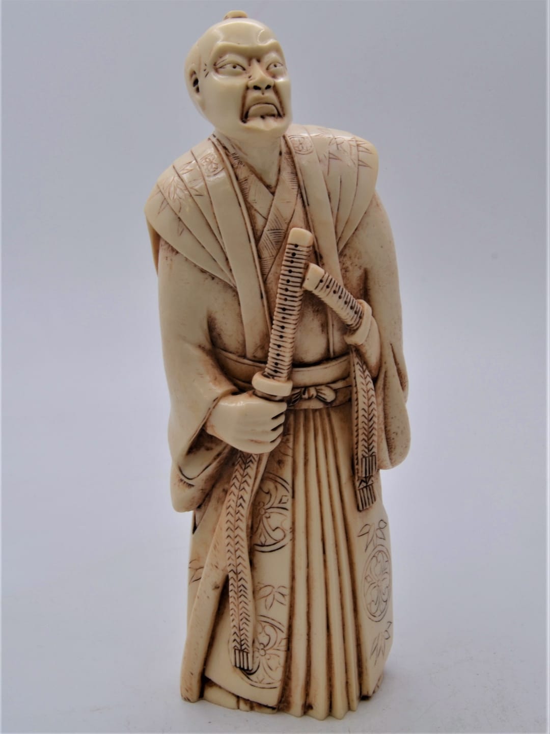 Vintage Resin Tall Japanese Samurai Okinimo Figurine. Hand Carved With ...