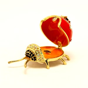 Ladybug With Baby Trinket Box by Ciel Collectables. Hand Painted Red ...