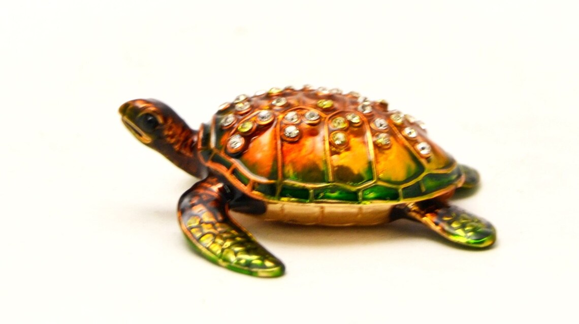 Mini Sea Turtle Trinket Box. Hand Painted Enamel in | Etsy