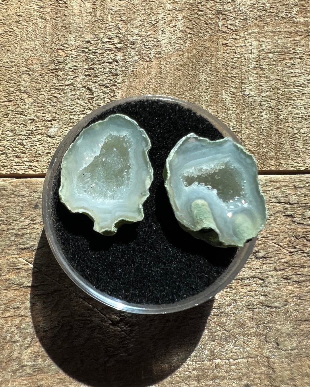 White Tabasco Geode Pair | Cab Supply | 19mm | Geode | Mexico Geode ...