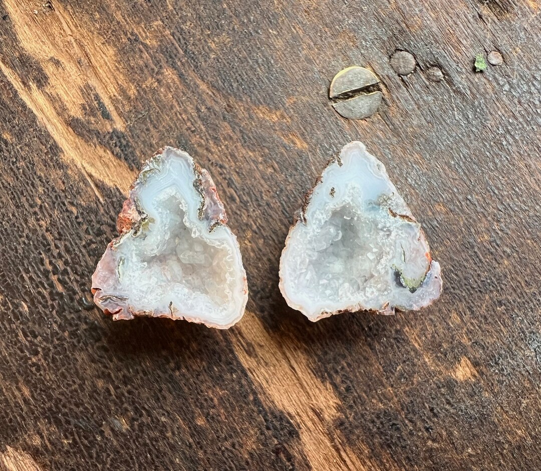 White Quartz Tabasco Geode Pair | Cab Supply | Geode | Mexico Geode ...