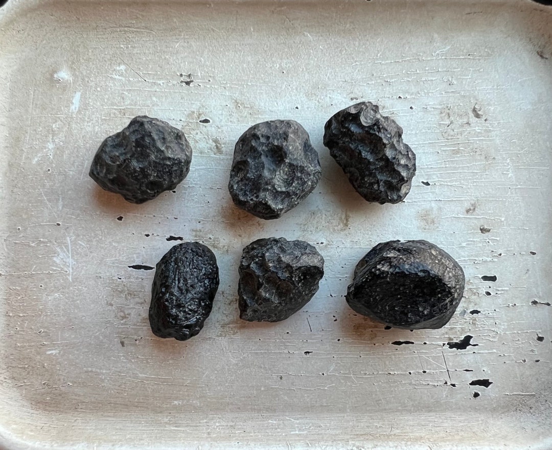 Thailand Tektites Indochinite | 20 Grams | Six (6) Tektites | You Get ...