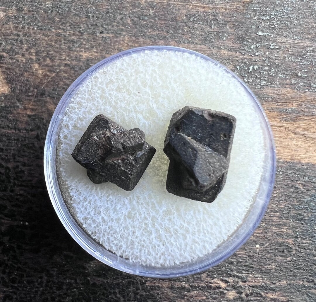 Mini Staurolite Fairy Stones Two Cross Stones Protective Stones 61515 ...