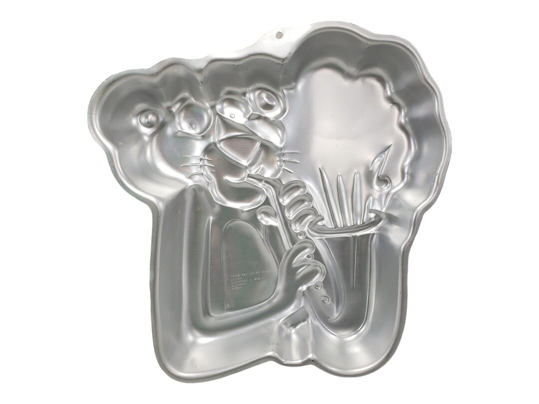 Vintage Wilton Pink Panther Cake Pan 1982, Retired 502-3902, Pink ...