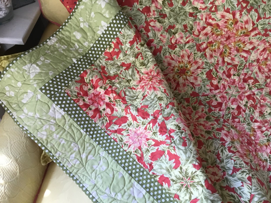 One Block Wonder Quilt. Soft Colours, Bed , Lap or Throw Quilt, Can Be ...
