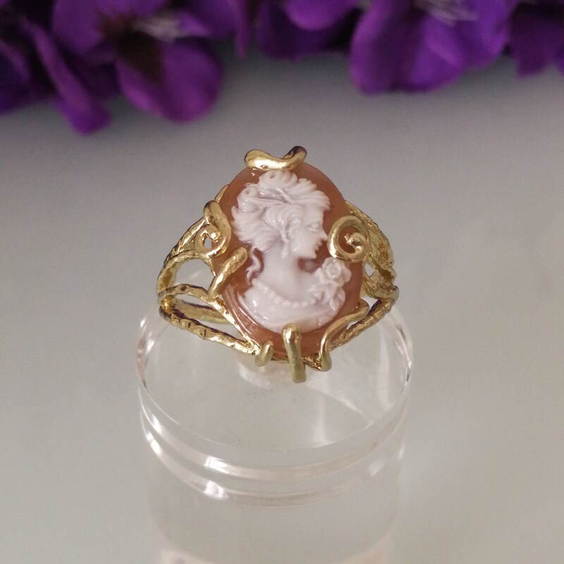 Cameo Ring - Etsy