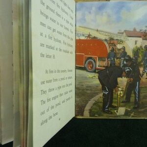 Vintage Ladybird Book People at Work THE FIREMAN Series 606B With DJ ...