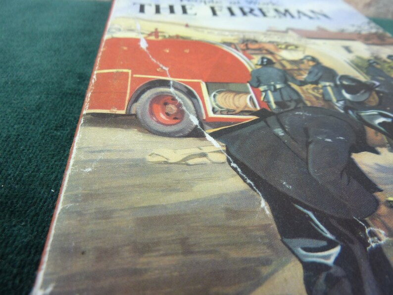 Vintage Ladybird Book People at Work THE FIREMAN Series 606B With DJ ...