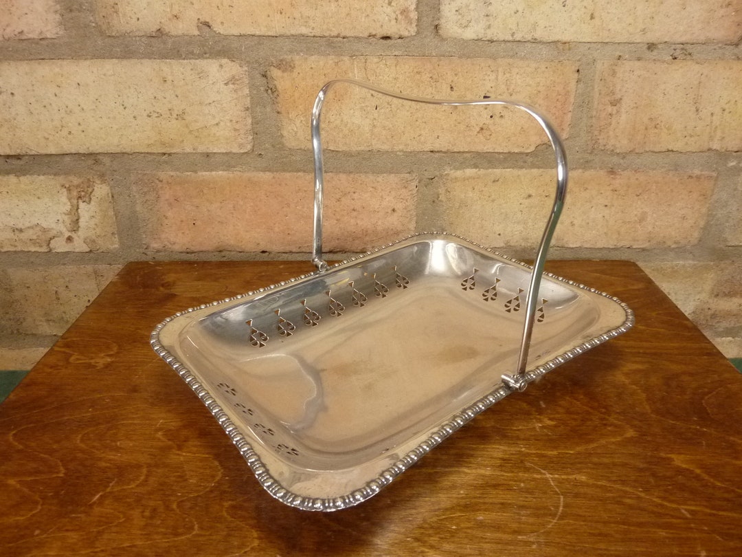 Nice Vintage Yeoman Plate 9" Serving Dish With Handle Silver Plated - Etsy