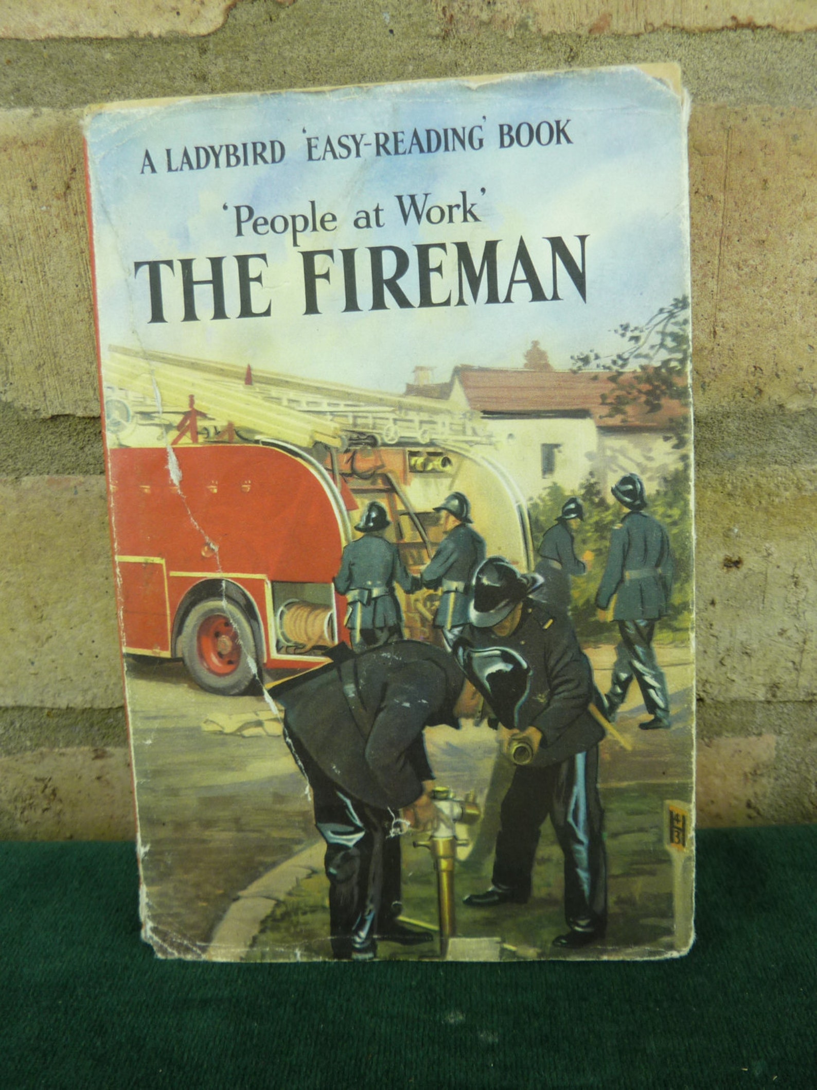 Vintage Ladybird Book People at Work THE FIREMAN Series 606B With DJ ...