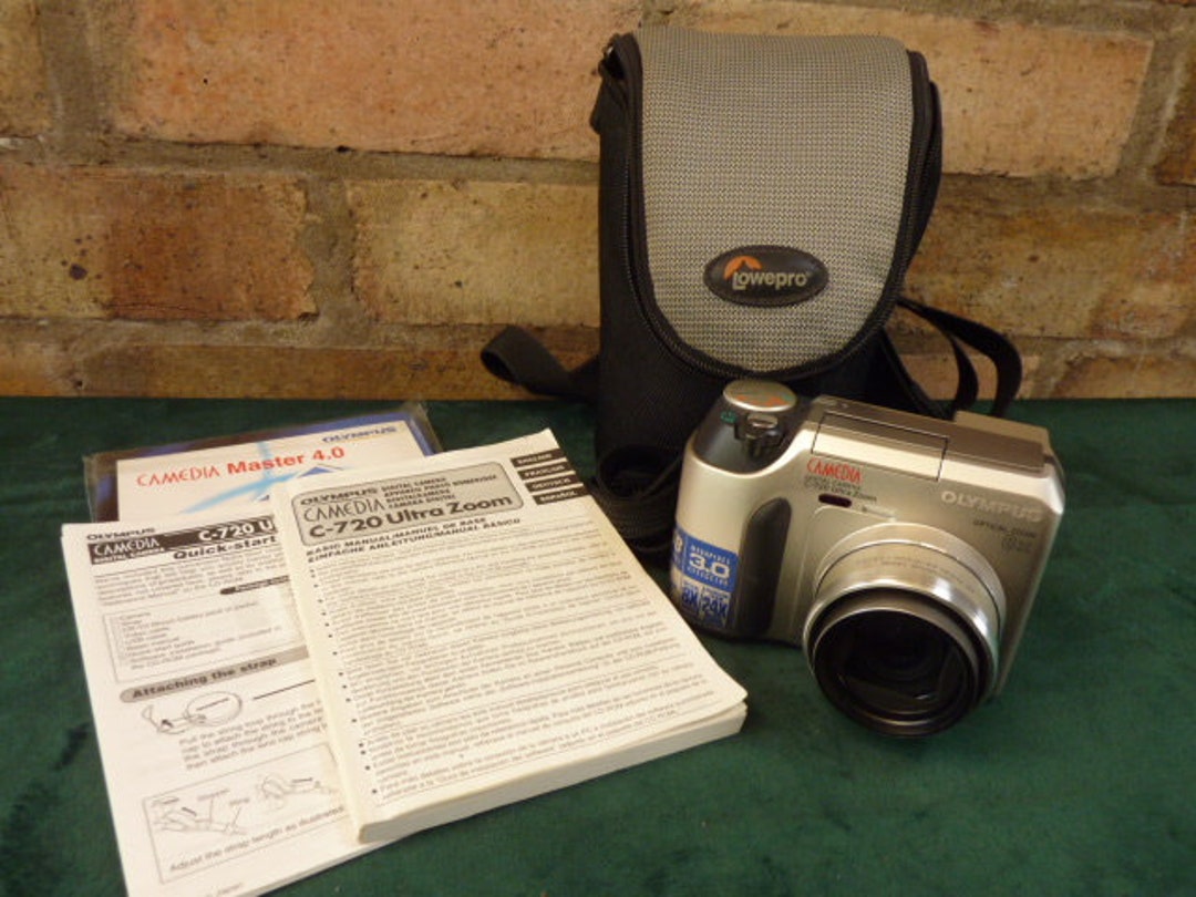 Olympus Camedia C-720 Ultra Zoom Digital Camera 3 MP 24X Optical Zoom ...