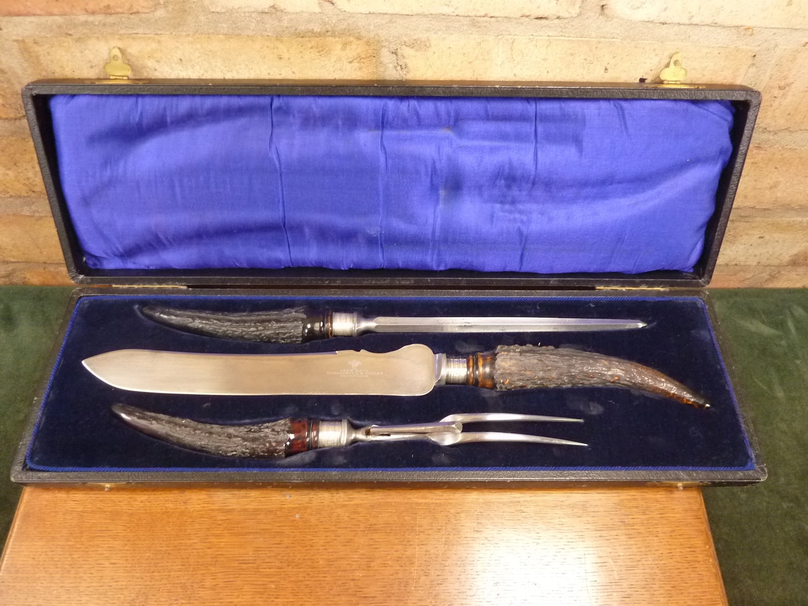 A Nice Antique John Batt Carving Knife and Fork Set Deer Antler Handle ...