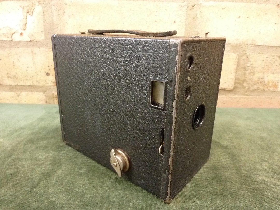 A Nice Vintage Kodak 2A Brownie Model C Box Camera 116 Roll Film 1 - Etsy
