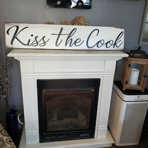 Kiss the Cook Sign Wall Hanging Primitive Farmhouse Decor Kitchen Sign ...