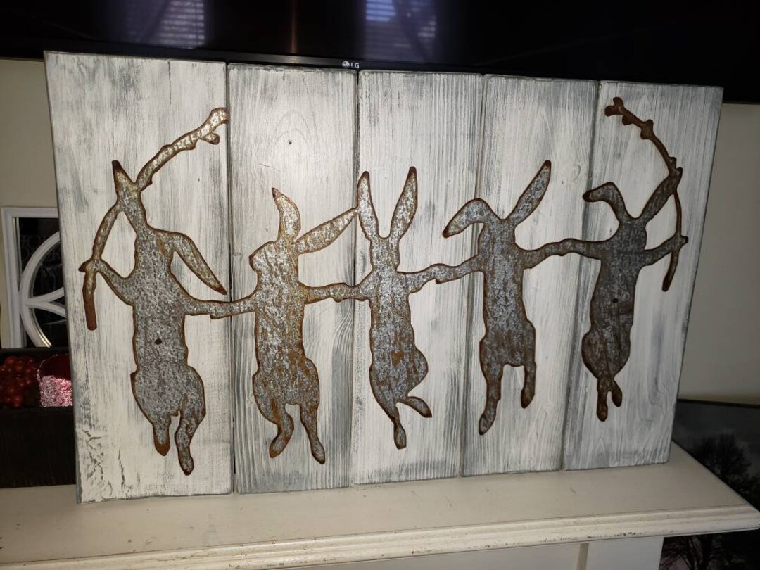 Easter Bunny Pallet Sign Rustic Distressed Wood Sign Dancing Bunnies ...