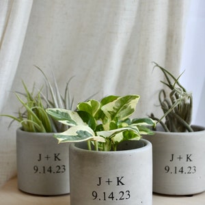 Custom Text Planter, Wedding, Custom Engagement Gift for Bridal Shower ...