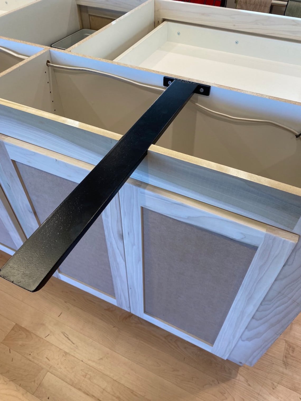 Hidden Countertop Bracket for Kitchen Island Overhang Support, Made in ...