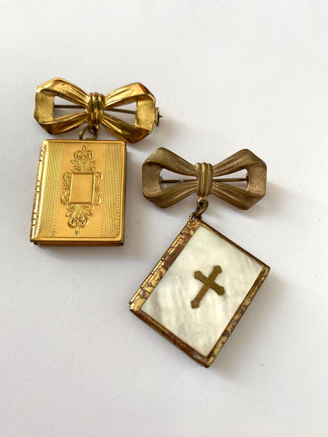 Vintage Photobook Locket With Bow Ribbon Pin Brooch your Choice From 2 ...