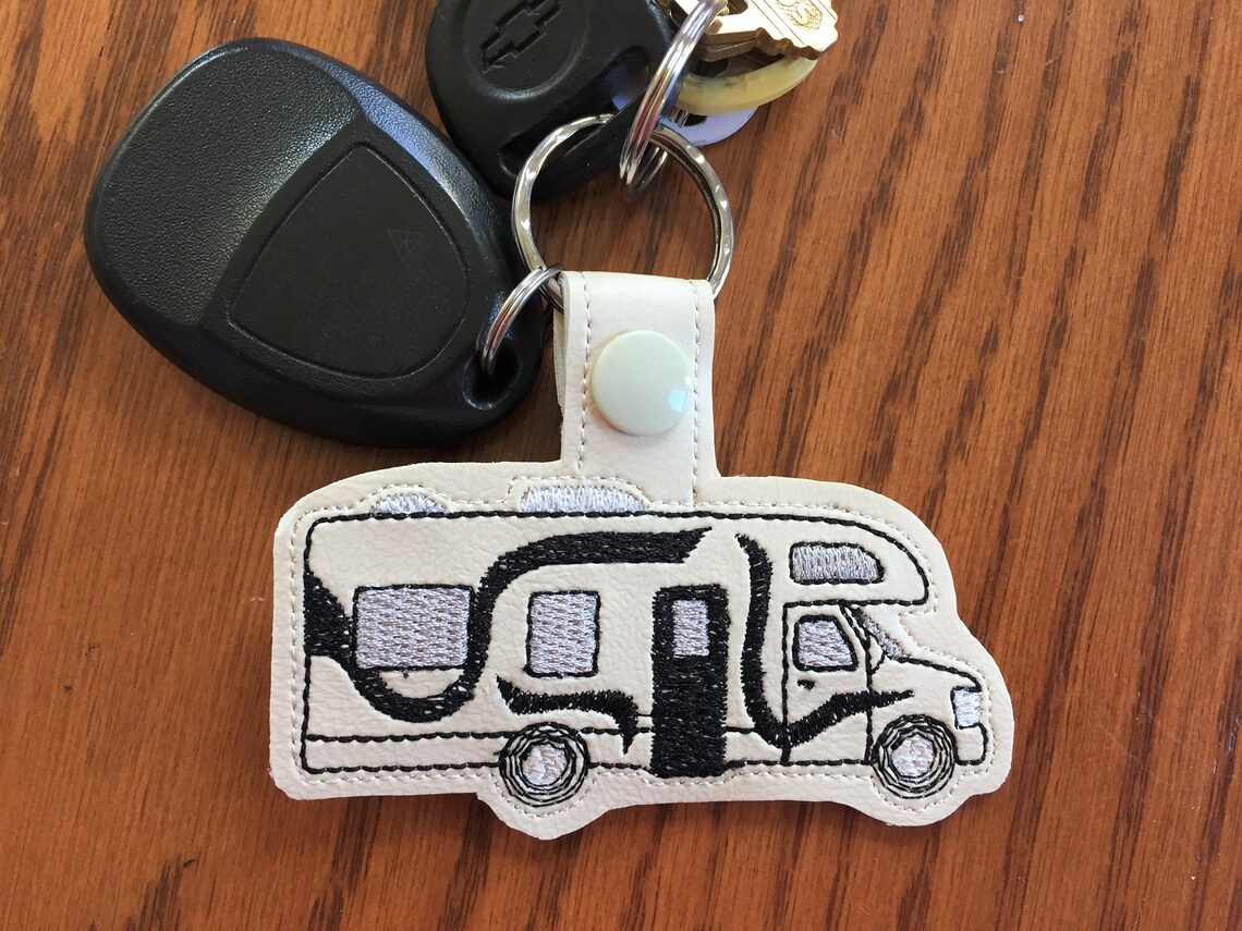 RV Camper Key Chain, Class C Motorhome Snap Tab, Camping Purse Charm ...