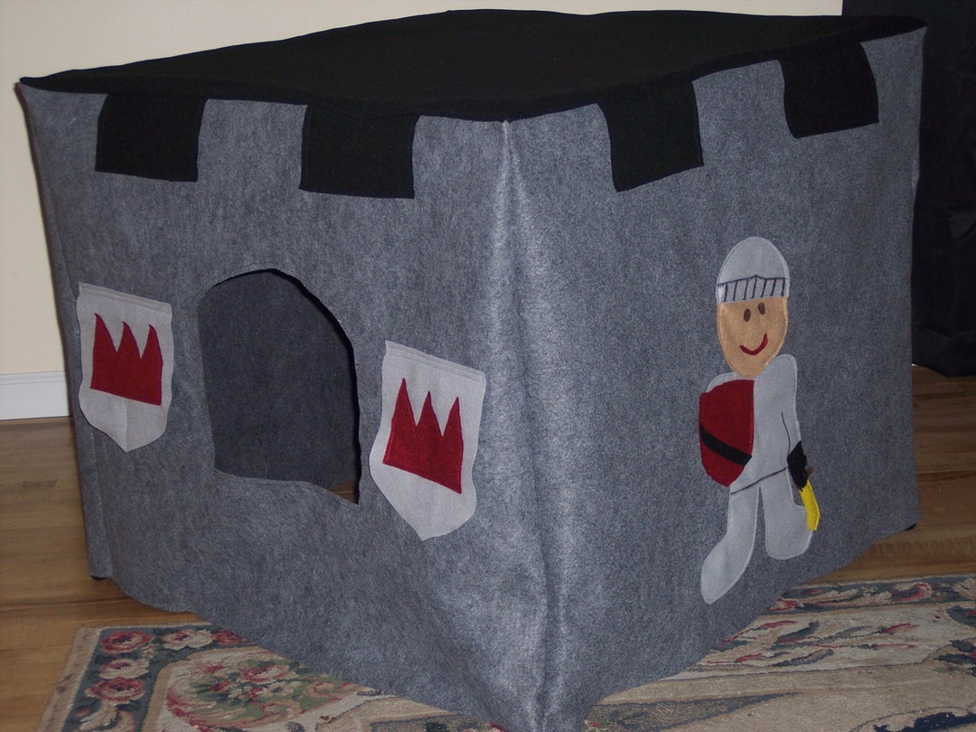 Castle Tablecloth Fort, Card Table Size, Knight, Dragon, Felt Fort ...
