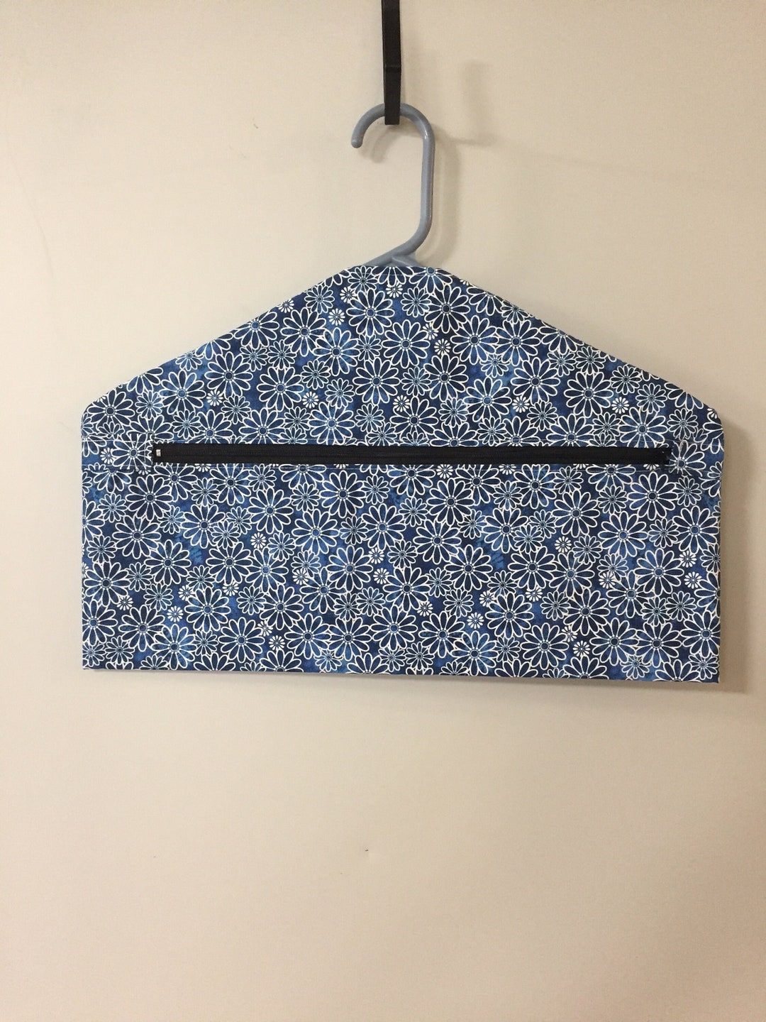 Closet Hanger Safe, Hide Your Valuables, Travel Safe, Bridal Shower ...