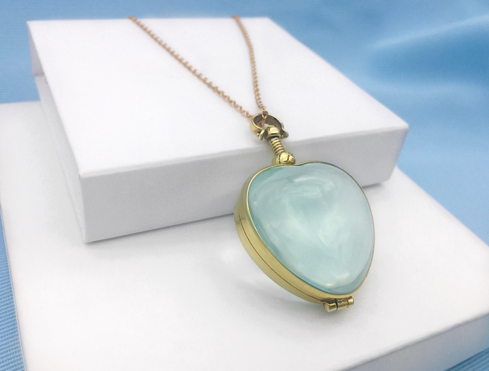 Medium Gold Fillable Locket Choose a Shape gold Message | Etsy