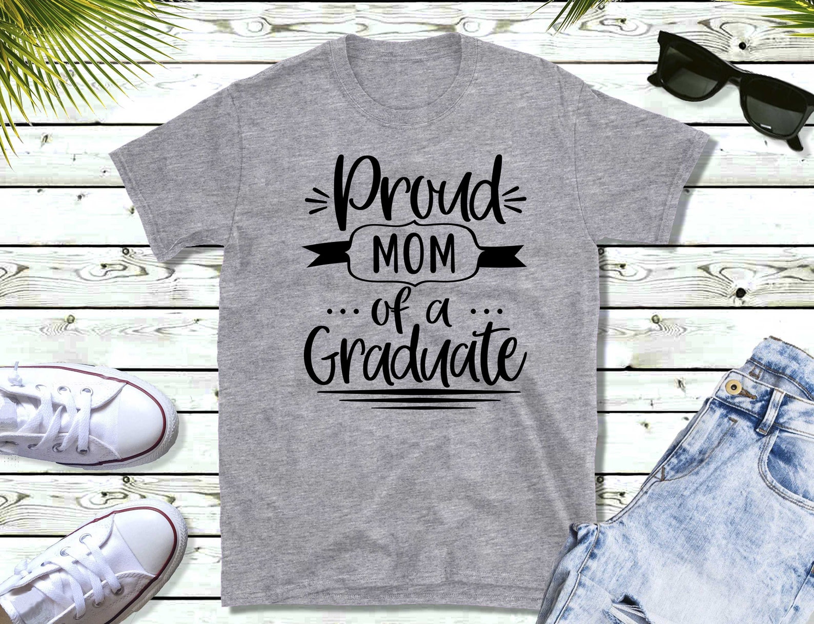 Proud Mom of a Graduate Graduation Shirt Graduate Gift 2019 | Etsy