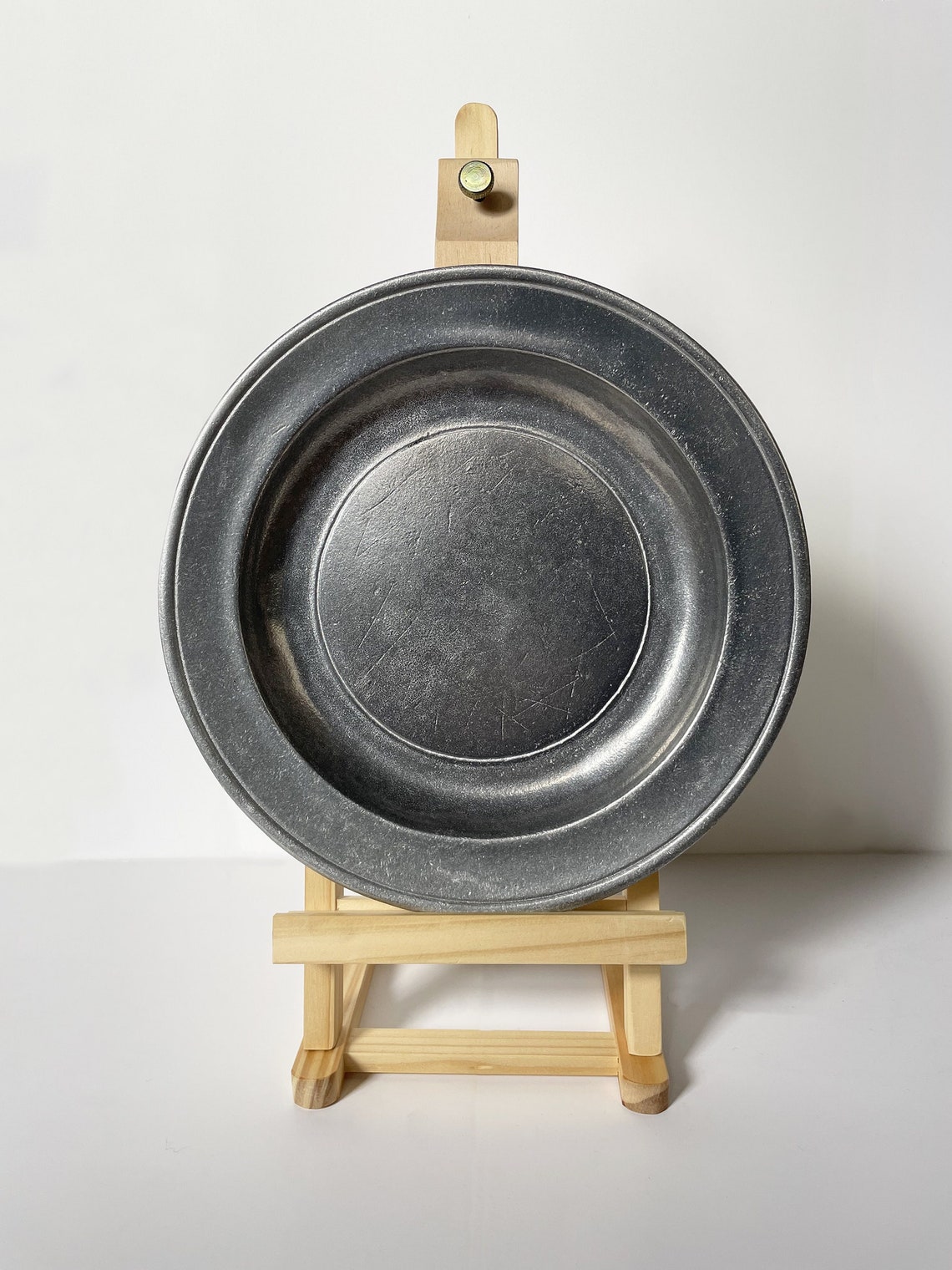 Vintage Wilton Armetale Pewter Plates. Made in USA. Two Available. - Etsy