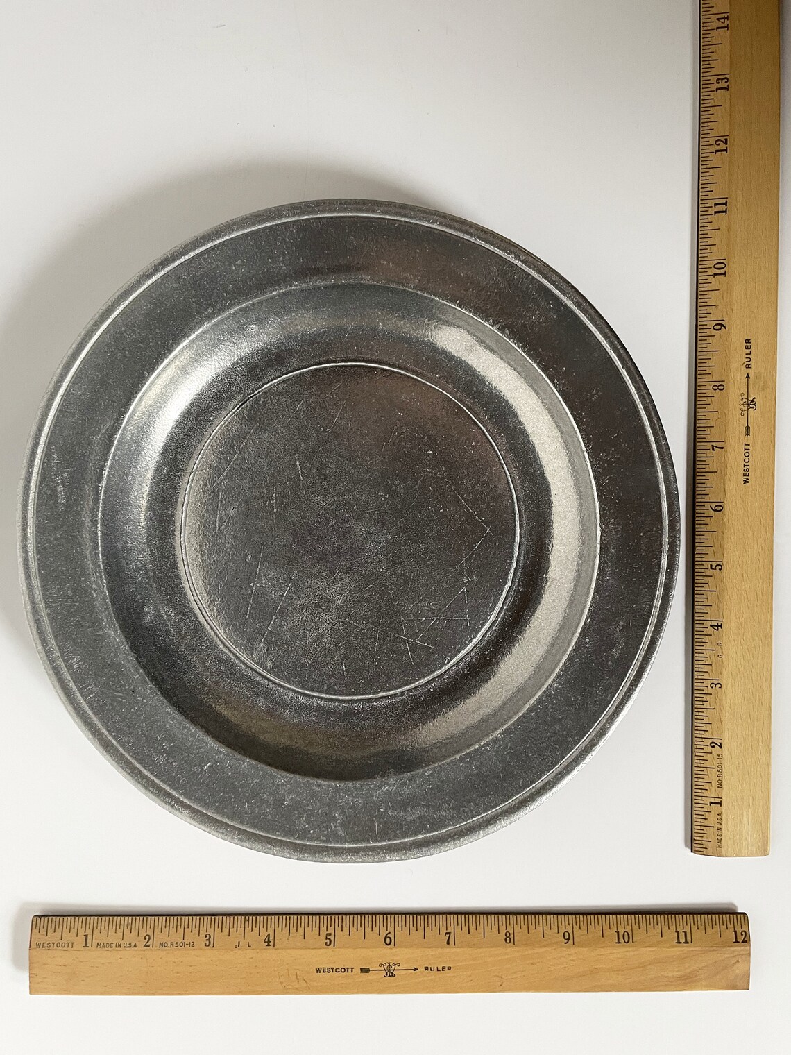 Vintage Wilton Armetale Pewter Plates. Made in USA. Two Available. - Etsy