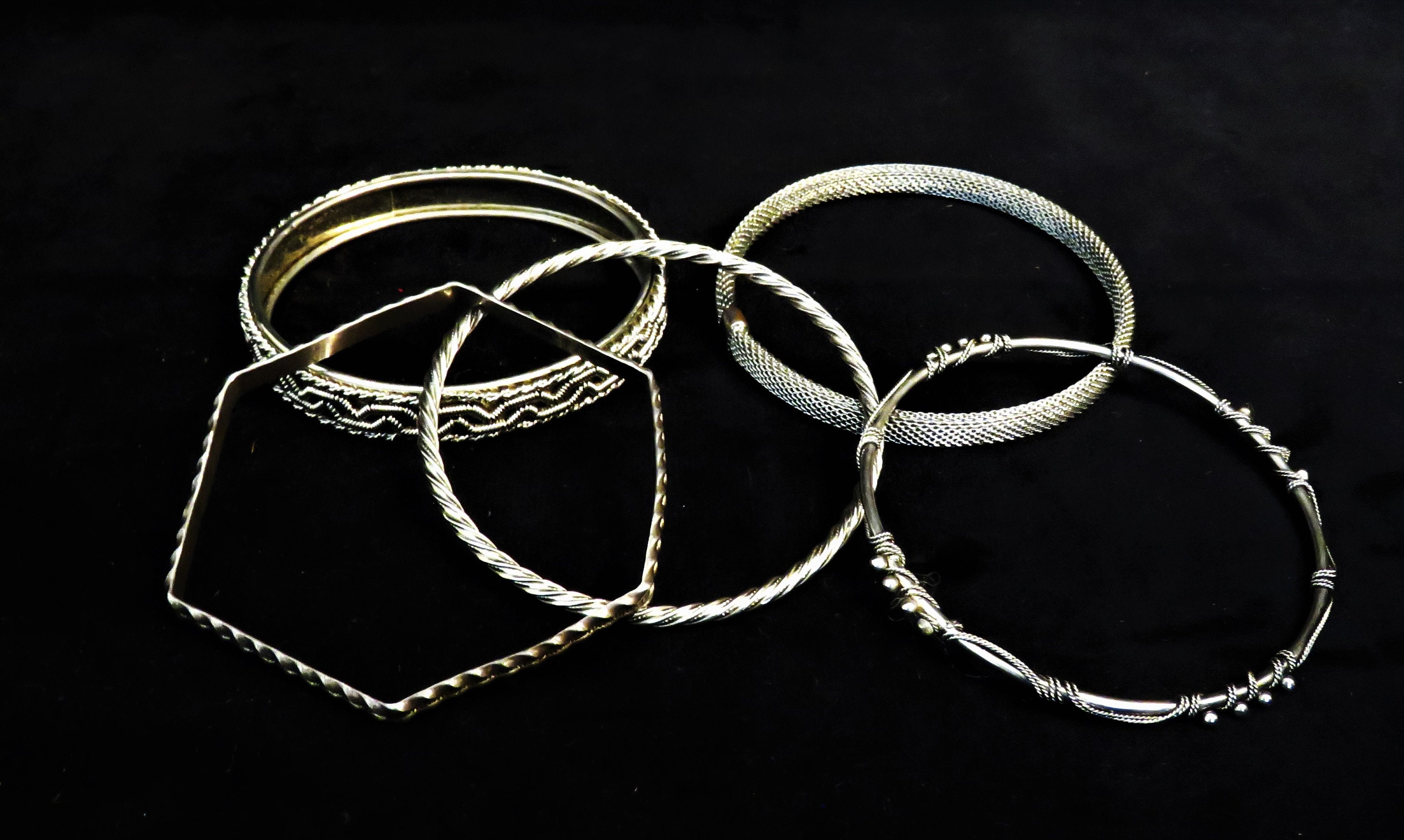 Silver Bangles Outfit