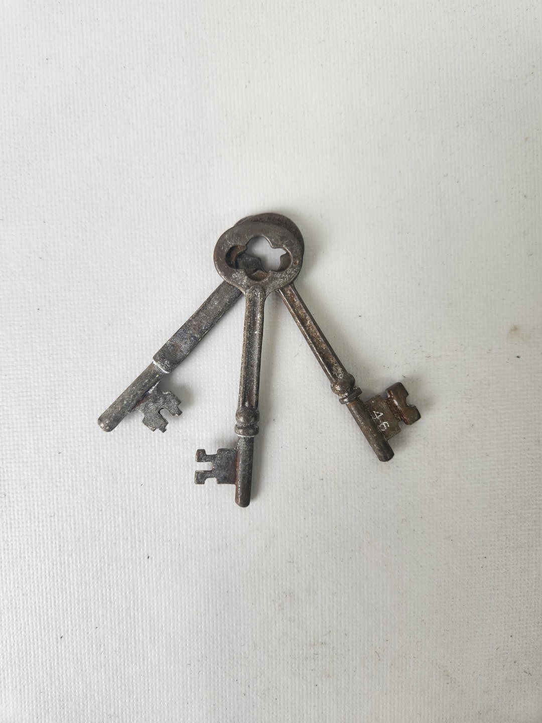 3 Vintage Skeleton Keys, Antique Skeleton Key, Antique Keys, Vintage ...