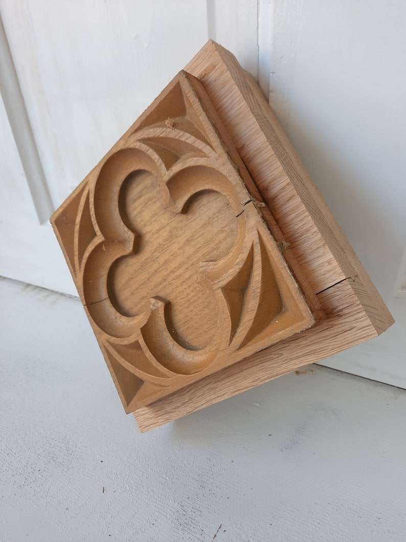 Inset Wood Carving From 1925 Church Pew Gothic Style - Etsy