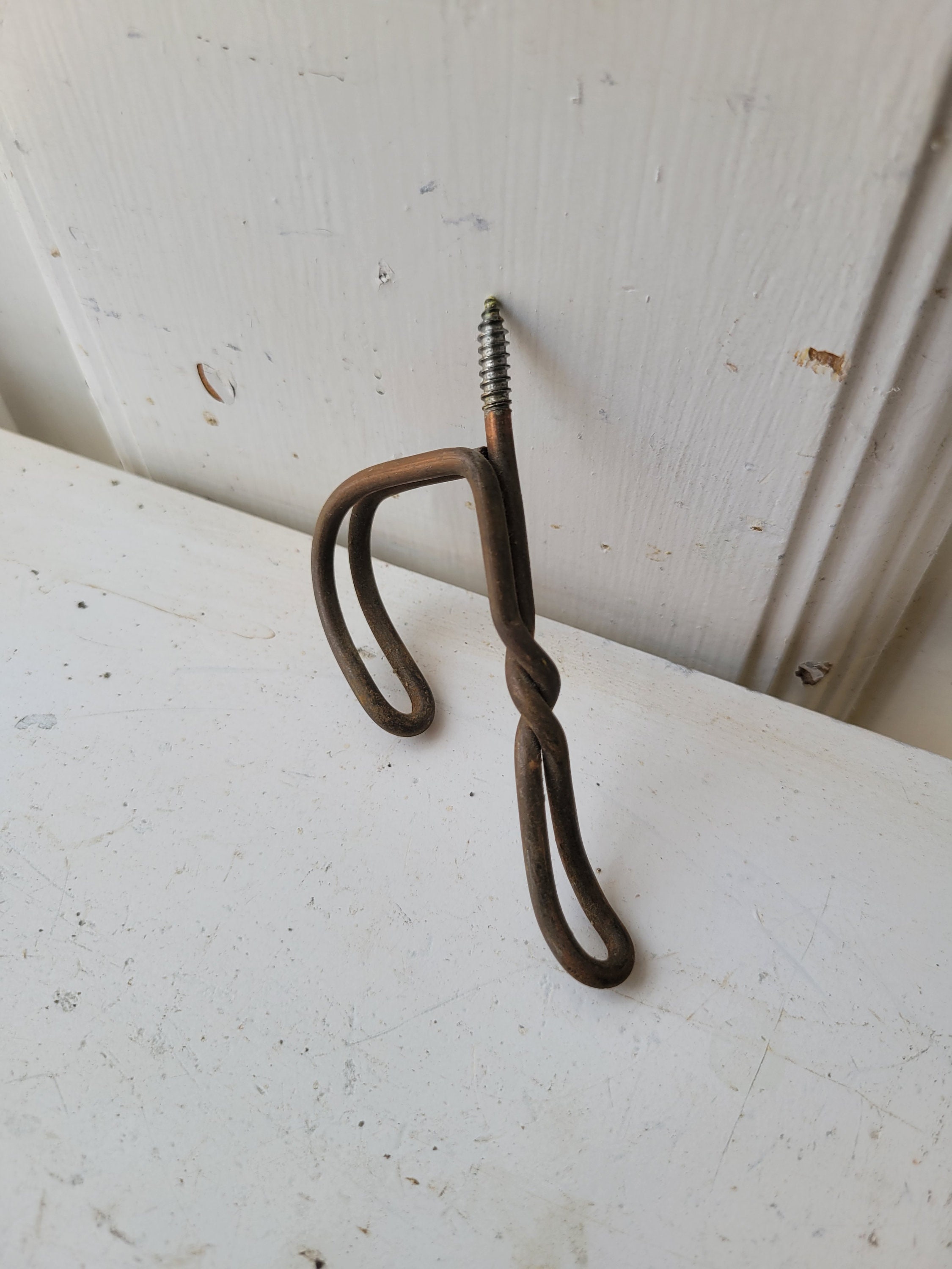 8 Twisted Wire Hooks Vintage Wire Hooks Vintage Closet Hook | Etsy