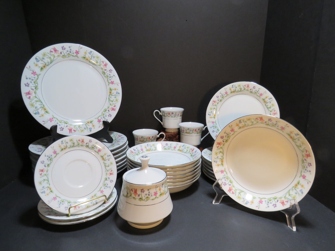 Crown Ming Fine China Dinnerware, Jian Shiang "susan" Pattern, 31 ...