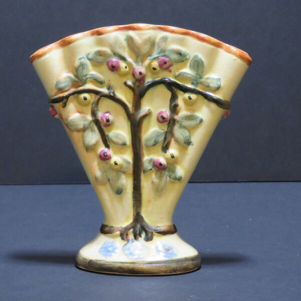 Weller Apple Vase - Etsy