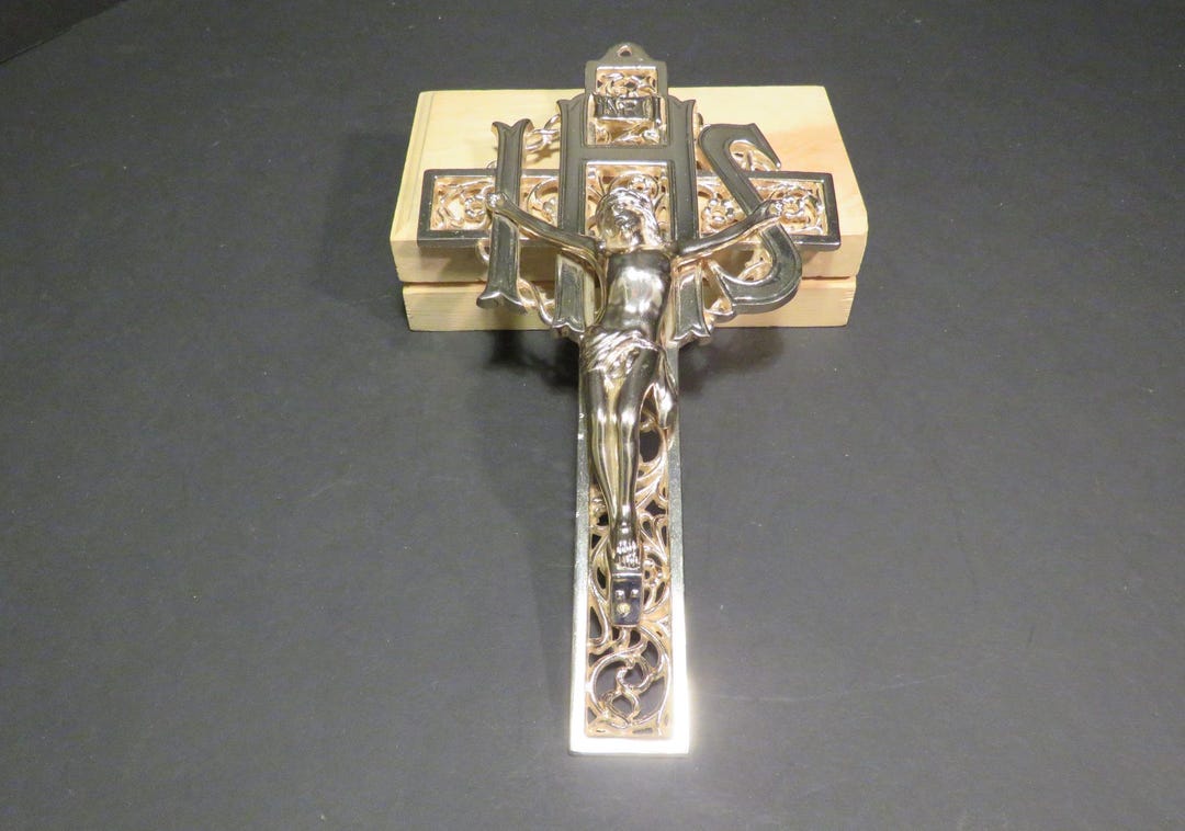 Gold Tone Brass IHS Crucifix Wall Mounted INRI Jesus, Ornate Filigree ...