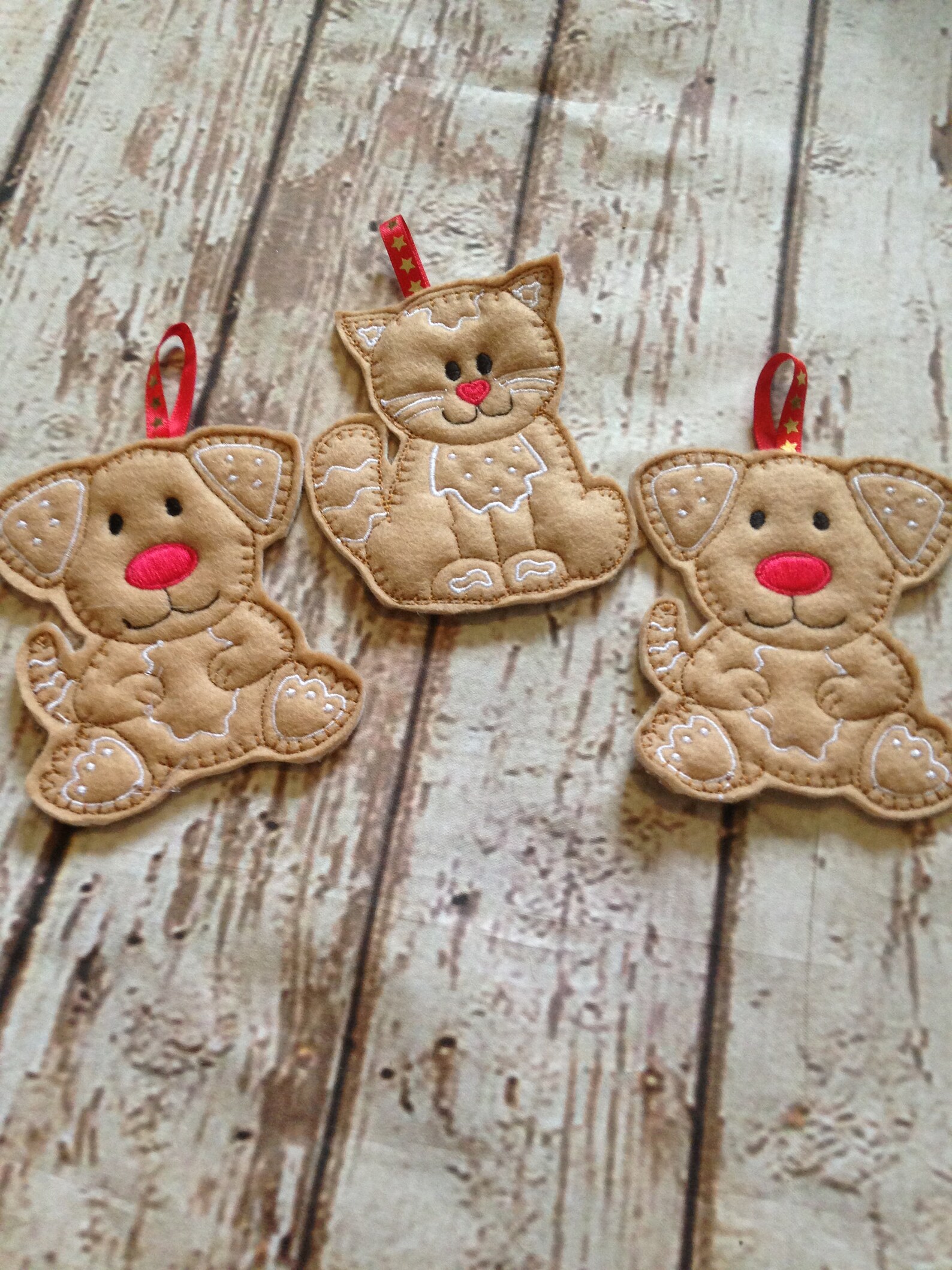 Cat and Dog Christmas Tree Decoration, Gingerbread Cat, Gingerbread Dog ...