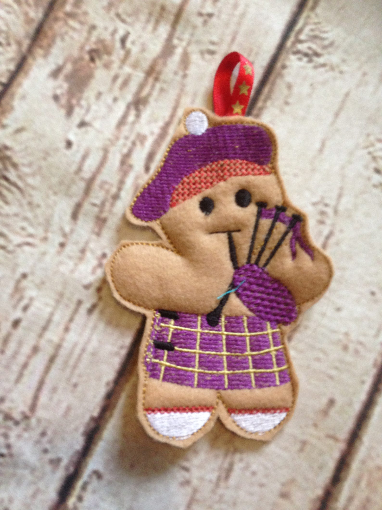 Gingerbread Scotsman Christmas Ornament: Felt Kilt Tree Decoration - Etsy