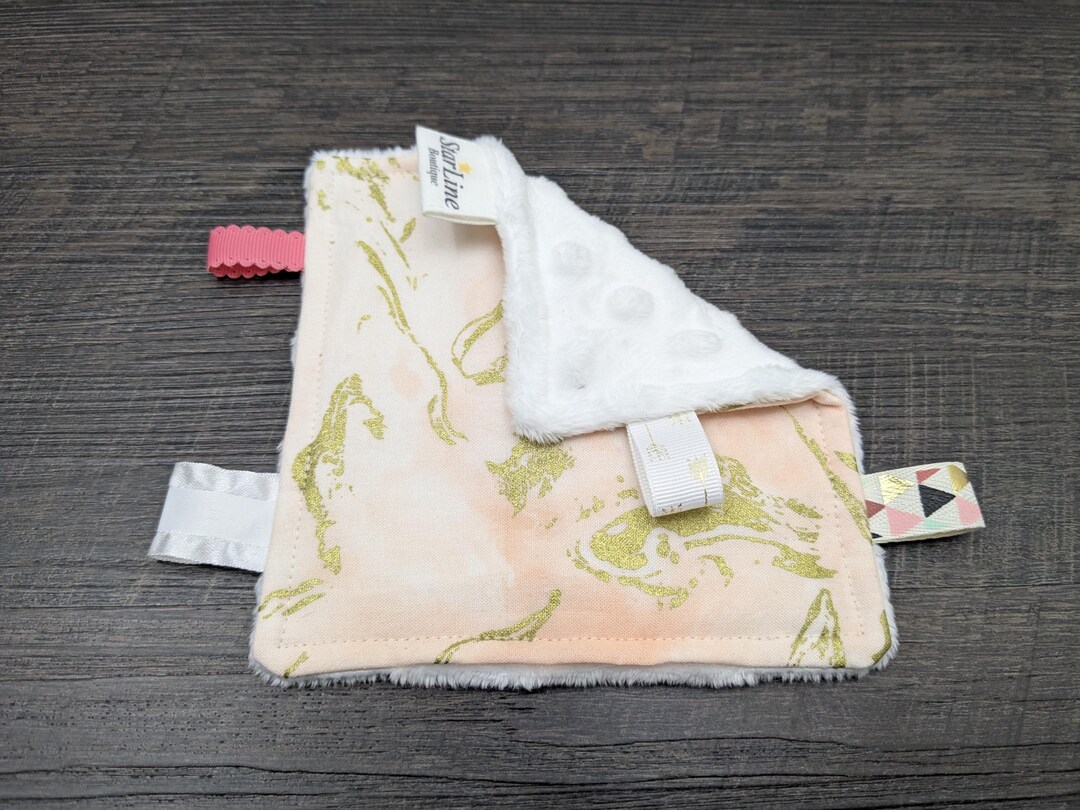 Baby Crinkle Square, Gold and White Crinkle for Baby, Noise Maker ...