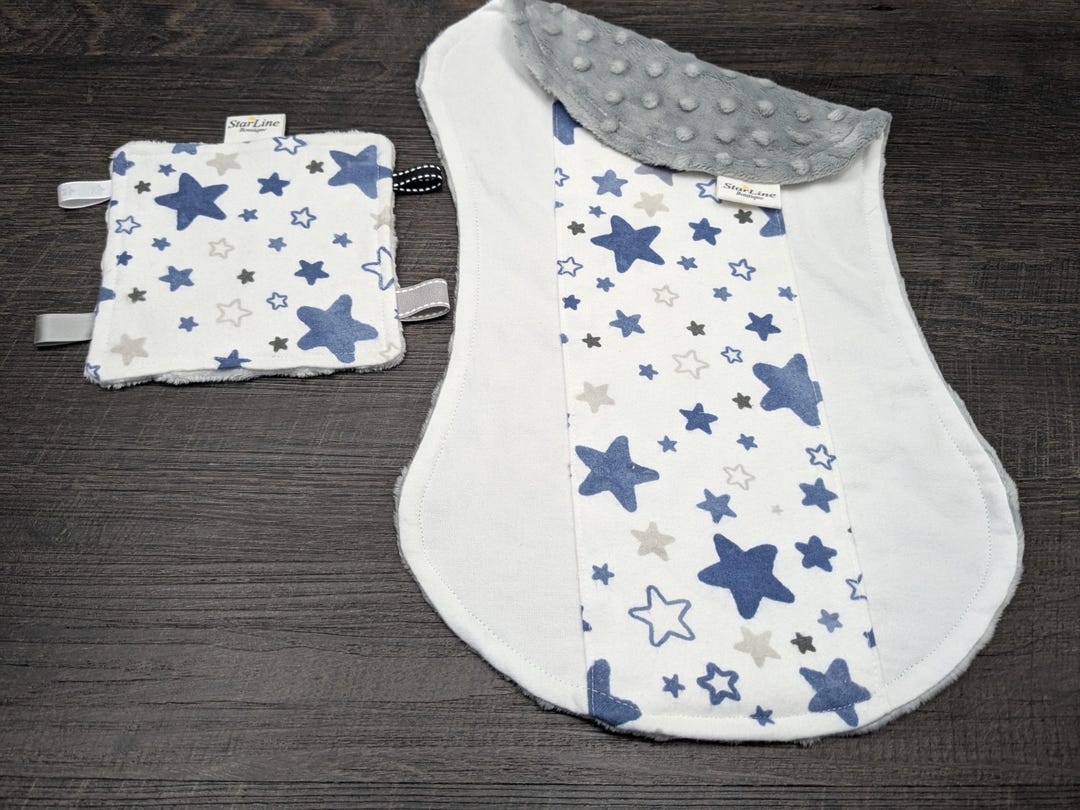 Stars Burp Cloth and Crinkle Square Set: Flannel Cotton With Stars ...