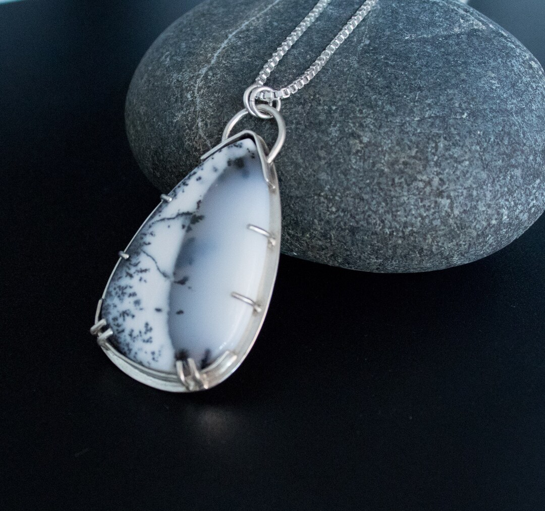 Falling Snow Pendent - Dendritic Agate and Sterling Silver Teardrop ...