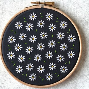 Daisy Embroidery Kit Embroidery Kit Beginner Embroidery Kit - Etsy