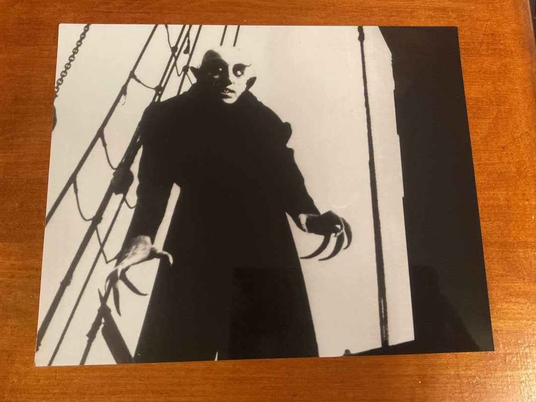 NOSFERATU Classic Horror Movie Icon Vampire Art Design Print 8x10 Photo ...