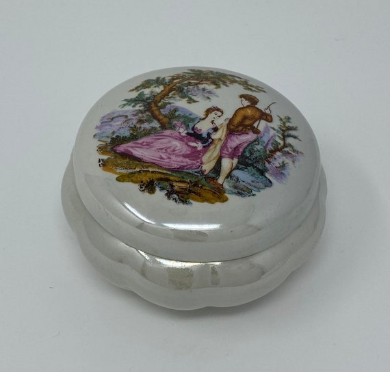 Vintage Rococo Jewelry Box Porcelain Iridescent Rainb… - Gem