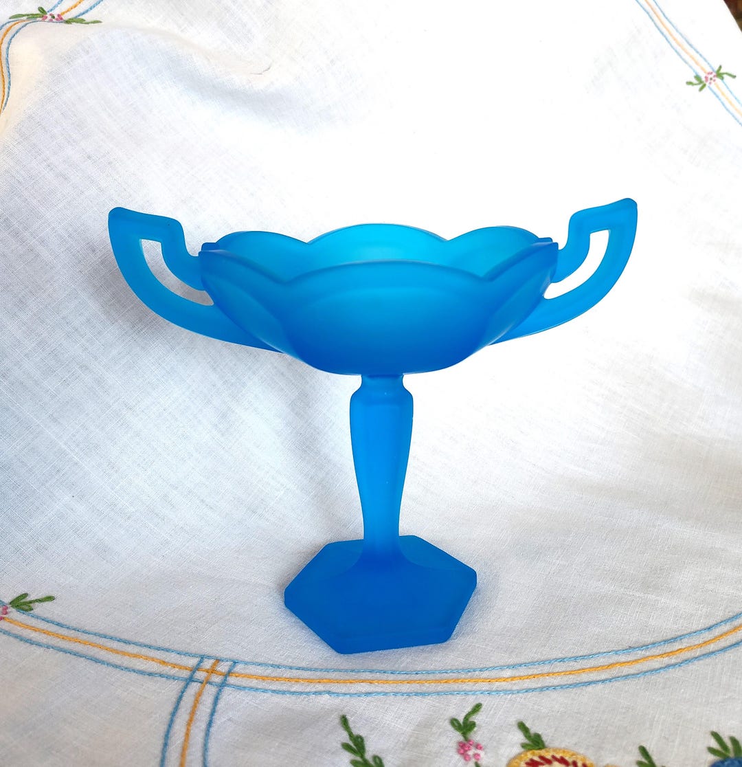 Westmoreland Blue Mist Sweetmeat Trophy Compote Colonial - Etsy