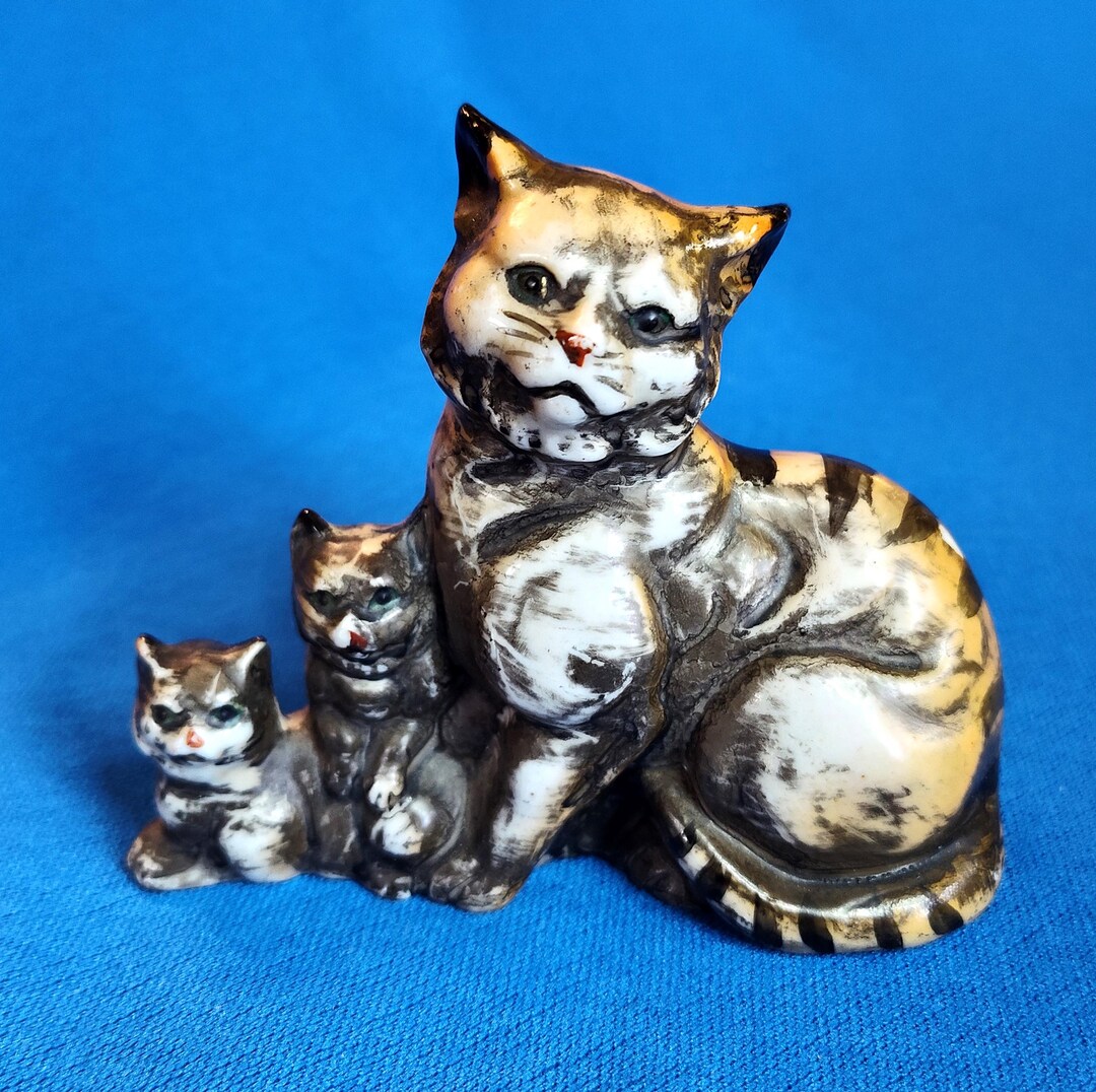Vintage Japan Tabby Cat Family - Etsy